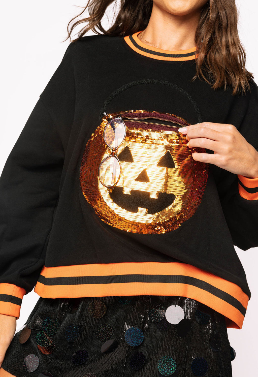 Black Halloween Pumpkin Candy Bucket Sweatshirt – Monkee's of Punta Gorda